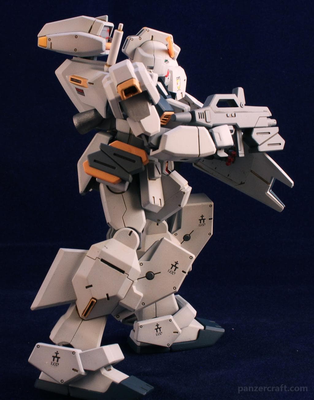 HG RX-121-1 Gundam TR-1 [Hazel Custom] Completed - Panzercraft